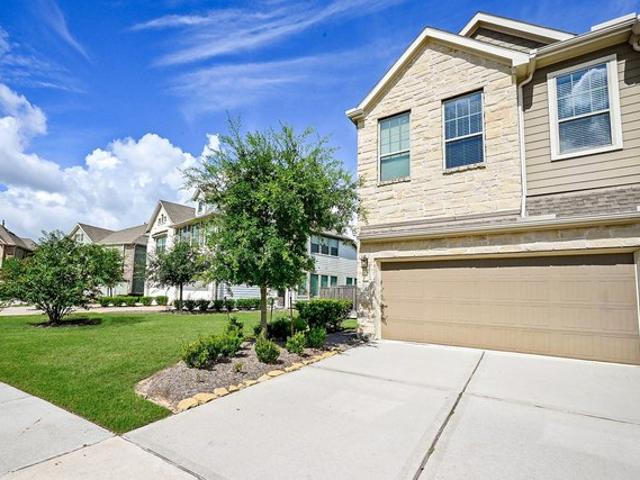 16103 Northern Cardinal Ln, Cypress, TX 77433