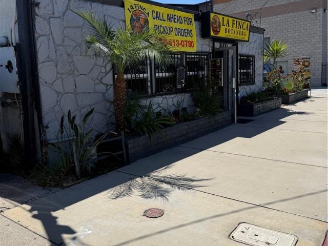 16100 Old Valley