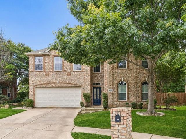 16101 Cowboy Trl, Fort Worth, TX 76247