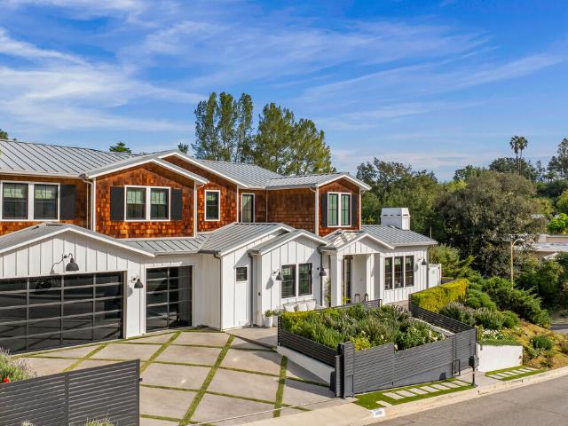 16101 Royal Mt Dr, Encino, CA 91436 | MLS #26636 | Compass