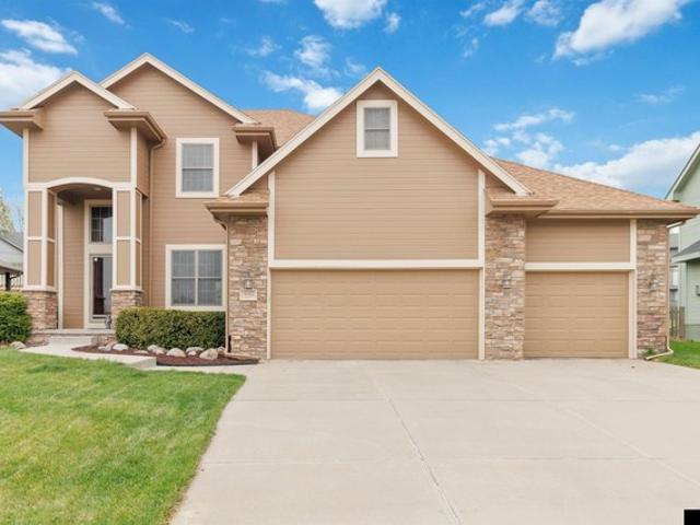 16102 Adam St, Omaha, NE 68135