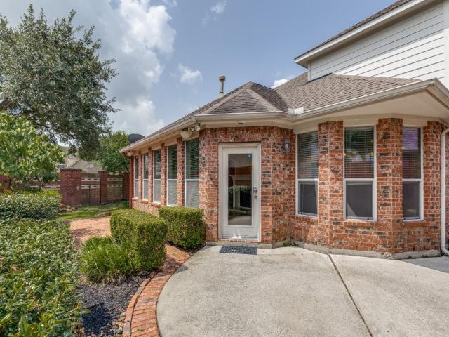16102 Buckhead Court