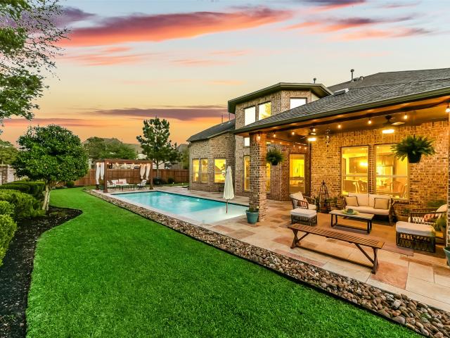 16102 Cottage Timbers Ct, Houston, TX 77044 | Compass