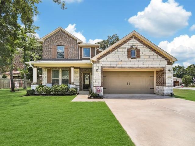 16102 Hidalgo St, Conroe, TX 77303