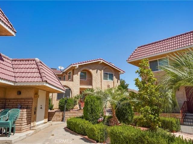 16102 Muni Rd, Apple Valley, CA 92307