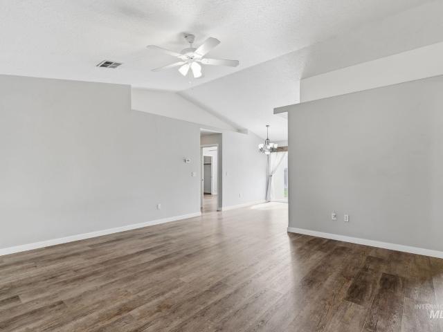 16106 N Glacier Peak Dr