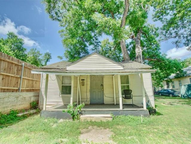1610 N 10th St, Waco, TX 76707