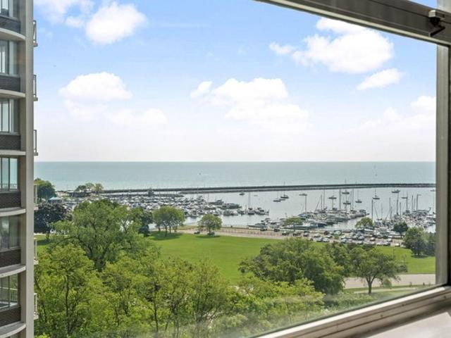 1610 N Prospect Ave Apt 704, Milwaukee, WI 53202