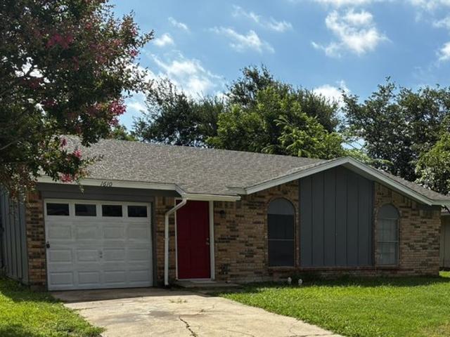1610 Avenue A, Grand Prairie, TX 75051