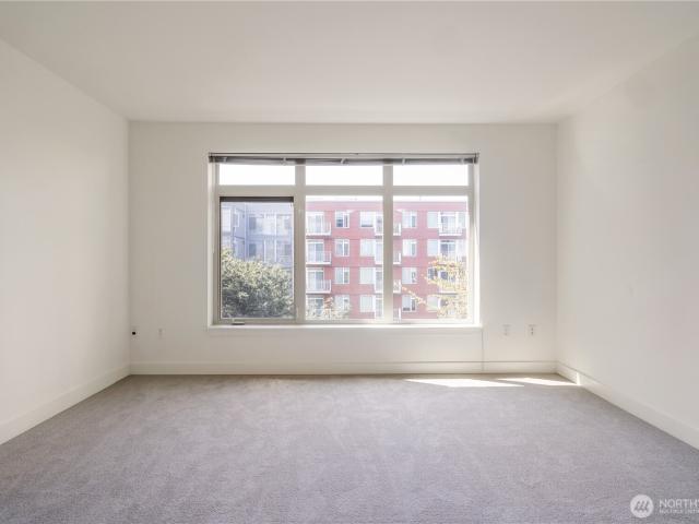 1610 Belmont Ave # 407