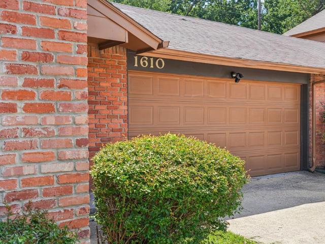 1610 Brentwood Drive