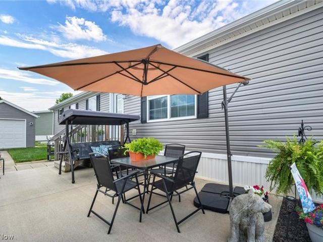 1610 Caddy Ln, Painesville, OH 44077