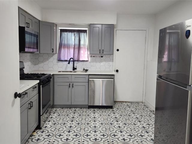 1610 Crestdale Dr, Unit 3, Houston, TX 77080 | MLS #28837 | Compass