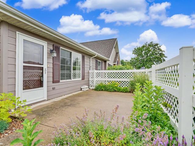 1610 E Deer Run Ln