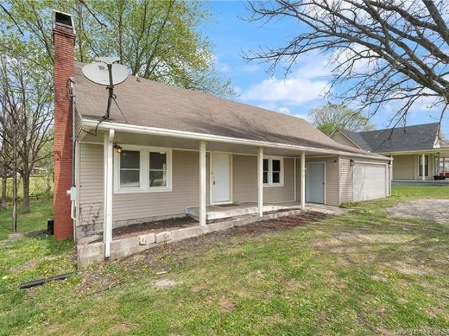 1610 Highway 64 NW, Ramsey, IN 47166