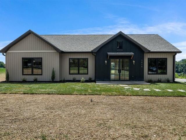 1610 J W York Rd, Scottsville, KY 42164