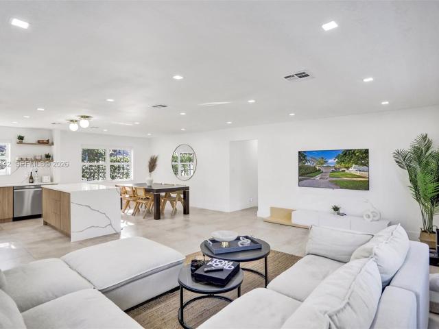 1610 Polk St, Unit 1, Hollywood, FL 33020 | MLS #A11983 | Compass