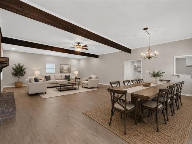 1610 Rose Garden Lane