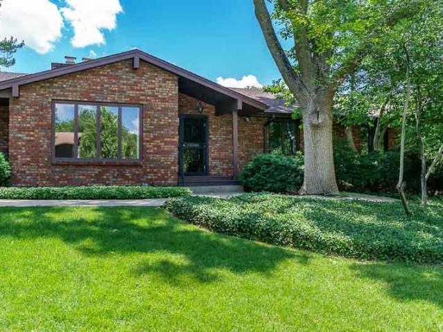 1610 Shaw Woods Drive