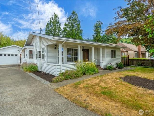 1610 th St E, Sumner, WA 98390