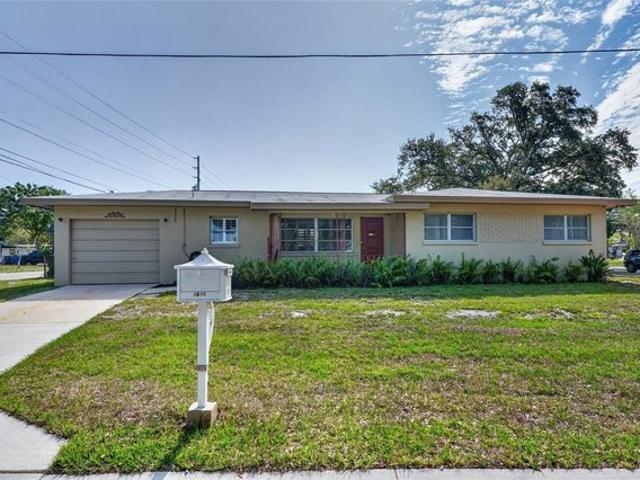 1610 Valencia Dr W, Largo, FL 33778