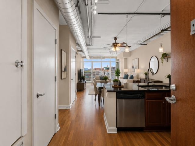 1610 w fullerton avenue # 406