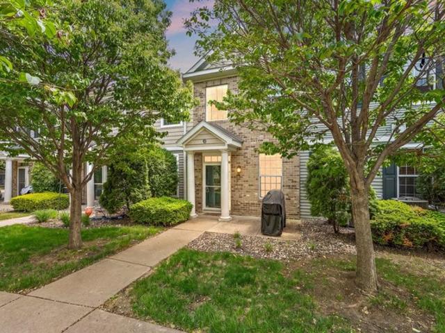 1610 Woodlynn Ave Unit 3, Maplewood, MN 55109