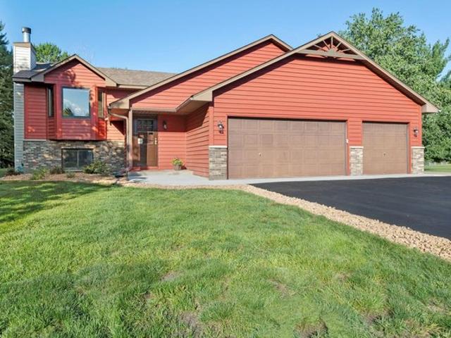 16110 Davenport St NE, Ham Lake, MN 55304