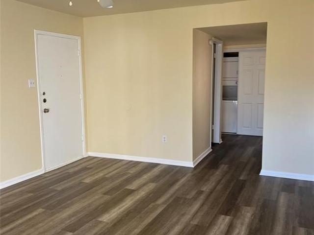 16111 Aspenglen Drive 206