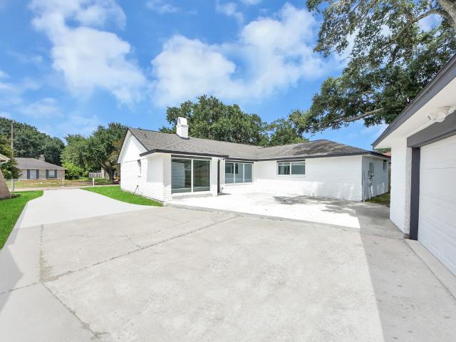 16114 Forest Bend Avenue