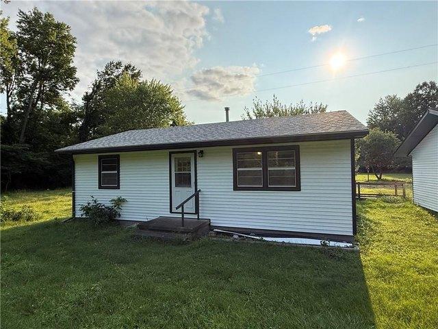16118 N 970 East Rd, Oakwood, IL 61858
