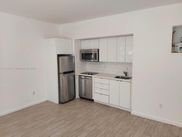 1611 Meridian Ave #302, Miami Beach, FL 33139