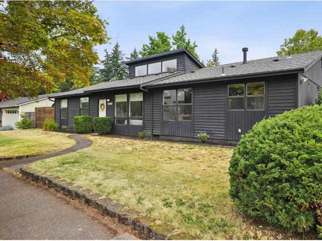 1611 nw angeline ct