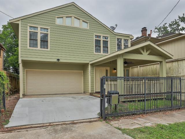 1611 Oakdale Street