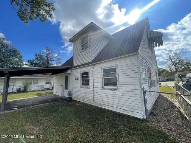1611 Azalea Drive
