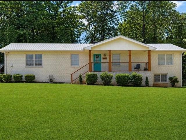 1611 Carlton Ave, Stone Mountain, GA 30087