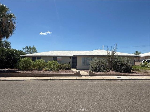 1611 Collins St, Needles, CA 92363