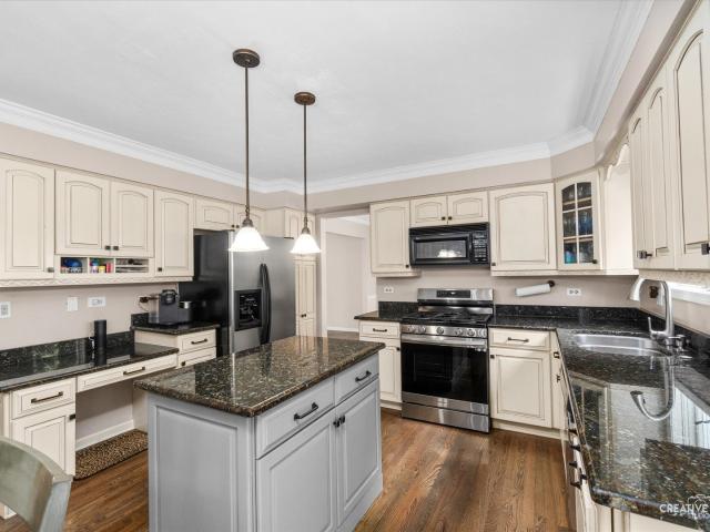 1611 Conan Doyle Road