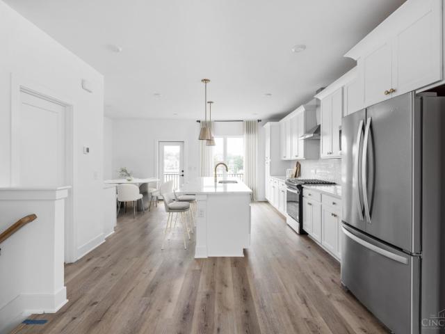 1611 Everly Place