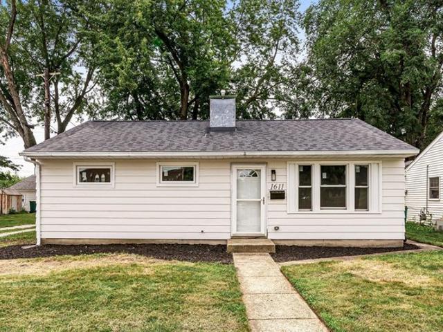 1611 E 4th St, Mishawaka, IN 46544