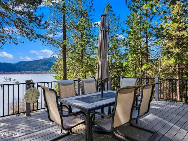 1611 E Round Lake Rd, Saint Maries, ID 83861