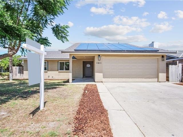 1611 Grapevine Dr, Livingston, CA 95334