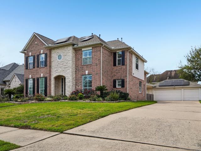 1611 Hill Spring Dr, Sugar Land, TX 77479 | MLS #21649 | Compass