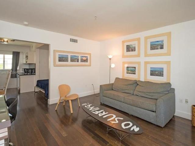 1611 Lenox Ave. #202, Miami Beach, FL 33139