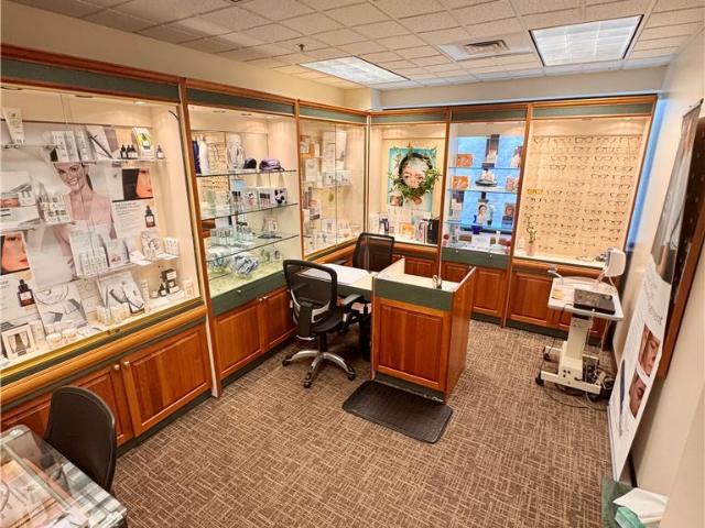 1611 Pond Road 403