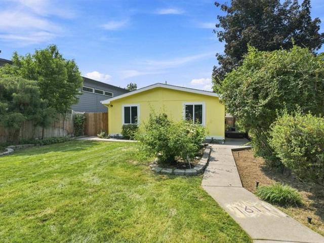 1611 S Vermont Ave, Boise, ID 83706