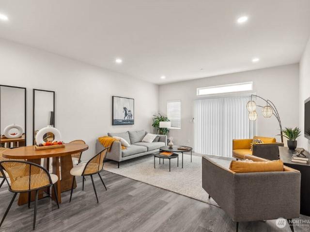1611 TH Avenue W # K3