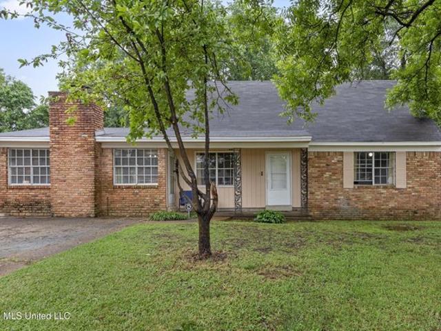 1611 Ticonderoga Dr, Southaven, MS 38671