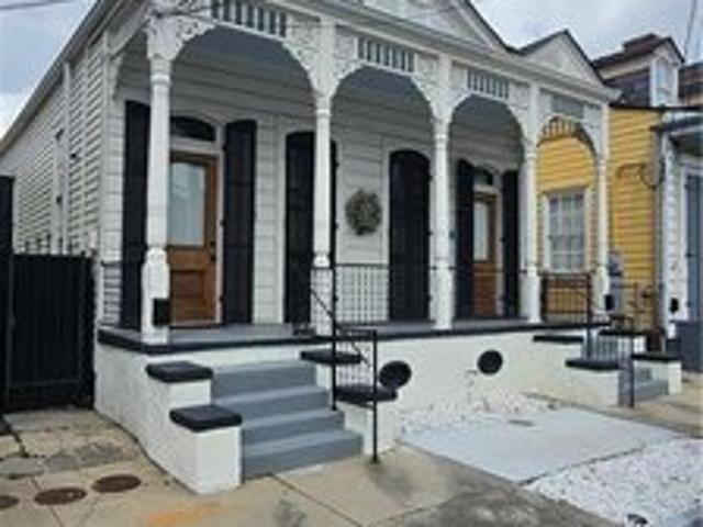 1611 Ursulines Ave, New Orleans, LA 70116