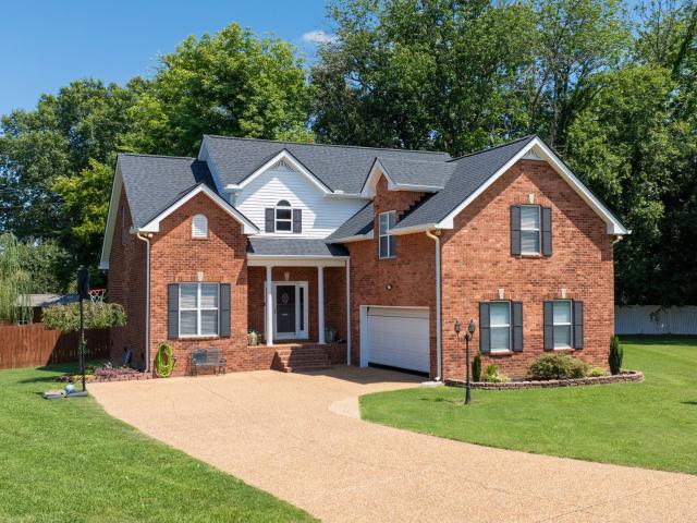 1611 Woodhaven Ct